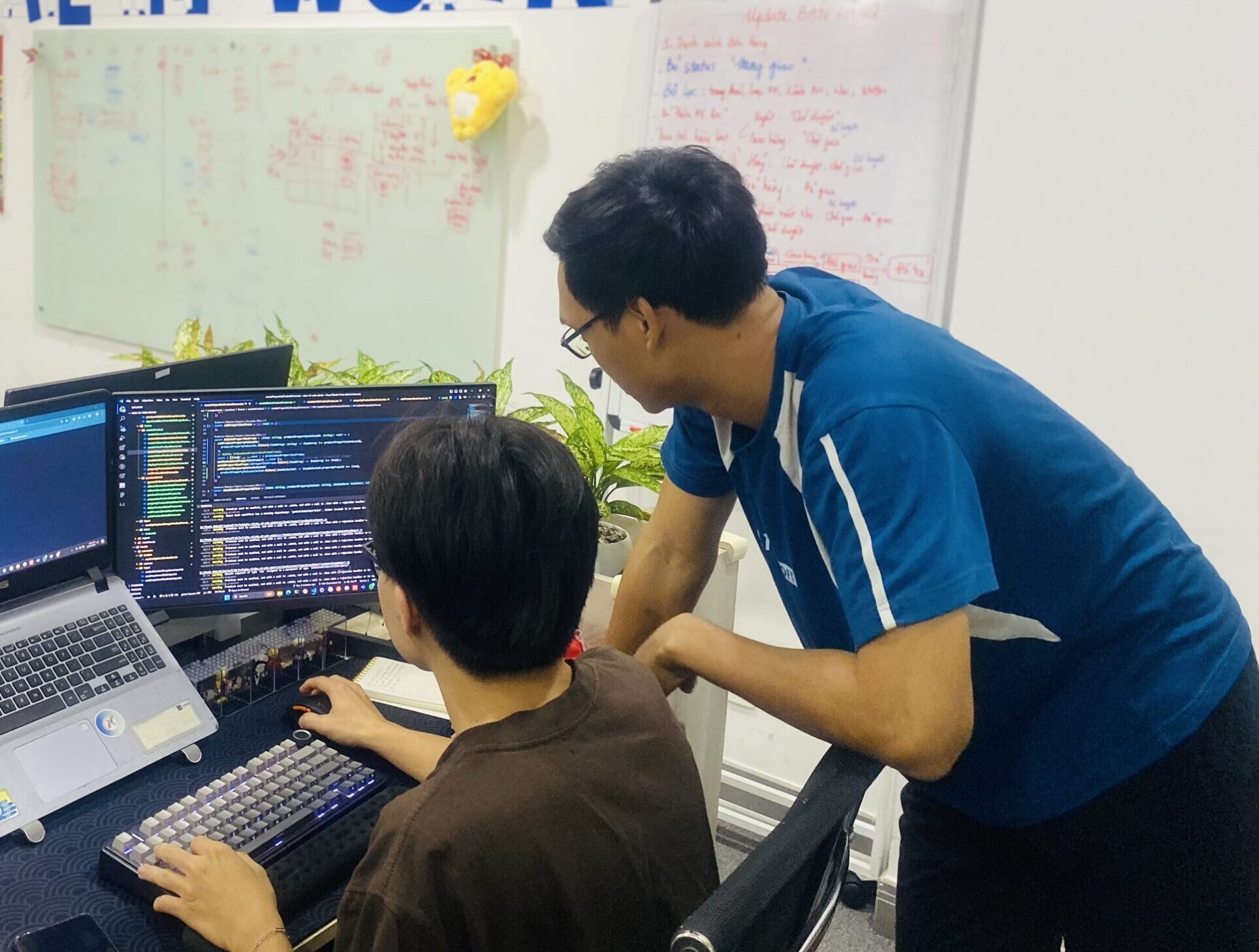 Học Lập Trình Qua Mô Hình Dự án Thực Tế Mltech Academy